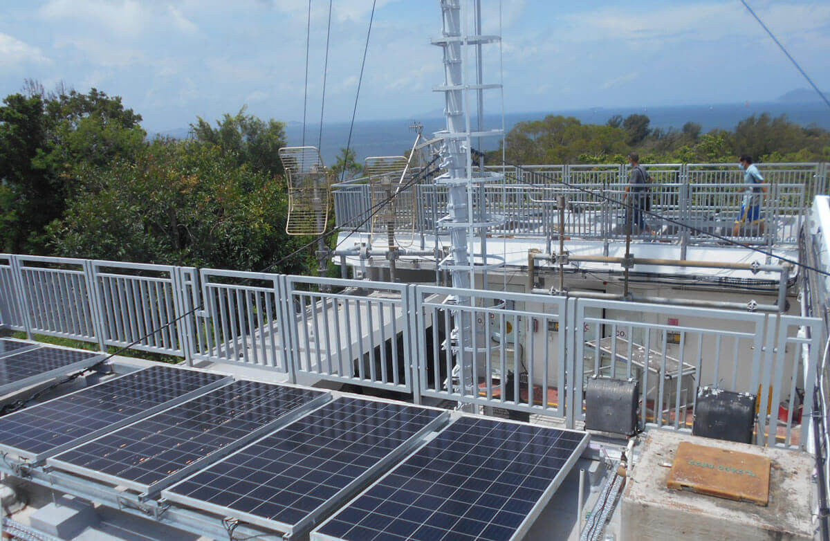 Installation of Renewable Energy Technologies in Existing Government ...