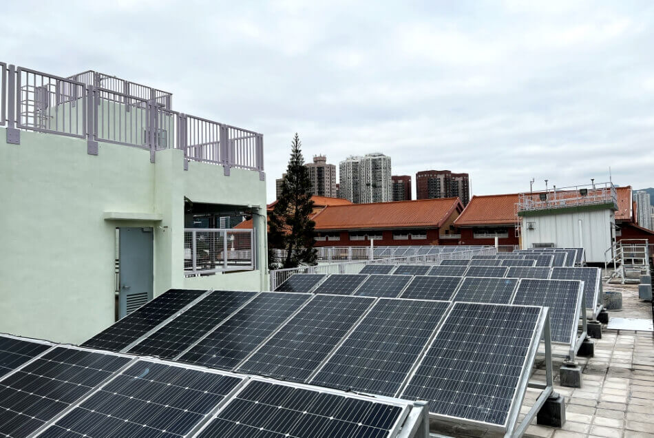 Installation of Renewable Energy Technologies in Existing Government ...